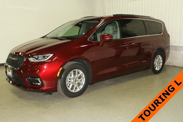 2021 Chrysler Pacifica Touring L 6 Miles Velvet Red Pearlcoat 4d ...