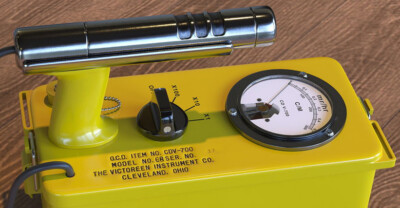 Radiation Detectors & Geigers - Victoreen Cdv-700 Model 6B