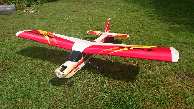 Thunder Tiger Trainer 40 Radio controlled (RC) model aeroplane | in ...