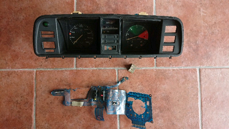 VW T25 / T3 instrument cluster clocks. | in Halesworth, Suffolk | Gumtree