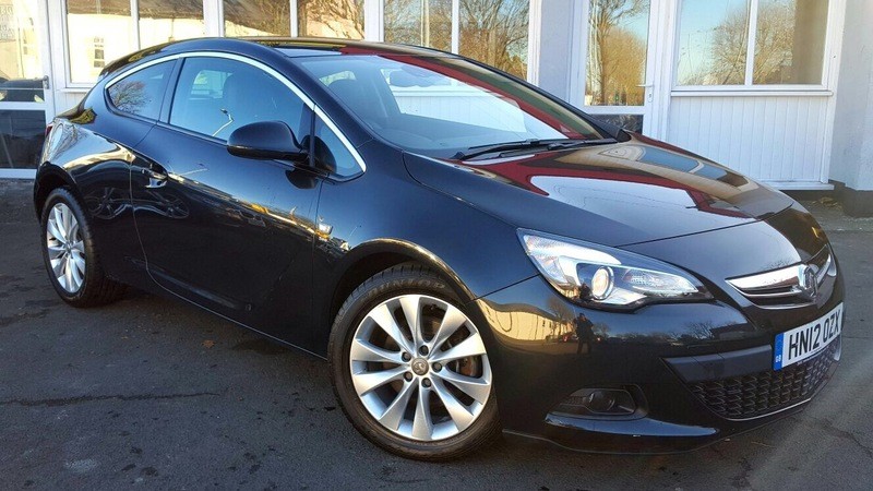 Vauxhall Astra GTC SRi 1.6 16v Turbo (black) 2012 | in Bilston, West ...