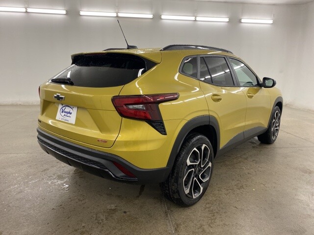 2024 Chevrolet Trax 2rs 3 Miles Nitro Yellow Metallic 4d Sport Utility ...