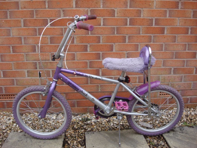 GIRLS KIDS CHOPPER STYLE "GROOVY CHICK" 18" WHEEL BICYCLE. Very Good ...