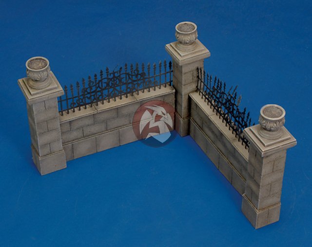 Royal Model 1/35 Park Wall Section [Diorama Plaster
