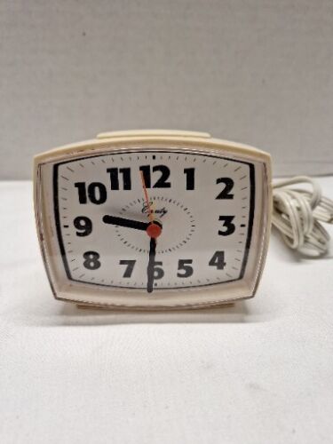 Equity Model #33100 Electric Analog Table Alarm Clock Equity Model #33100 Electric Analog Table Alarm Clock