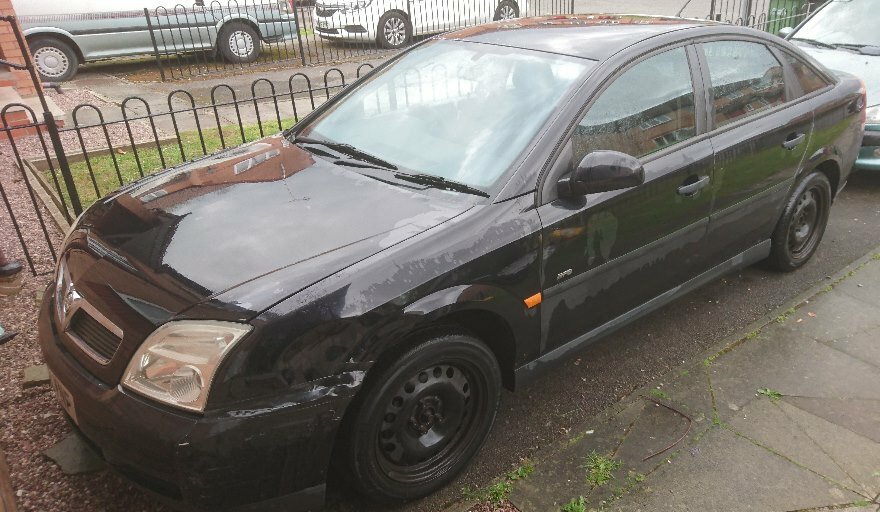 2005 Vauxhall Vectra Life Black 1.8 Petrol Hatchback | in Macclesfield ...