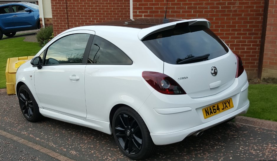 Vauxhall Corsa 1.2 i 16v Limited Edition 3dr (a/c) - White 64 Plate ...