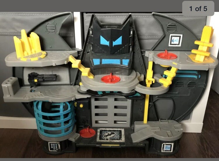 Batman bat cave toy | in Leeds, West Yorkshire | Gumtree