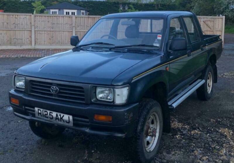 Toyota Hilux Pickup Mk3 for sale in UK | View 19 bargains
