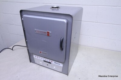 Incubators - Oven Model