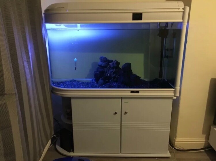375L boyu fish tank and cabinet | in Sheffield, South Yorkshire | Gumtree