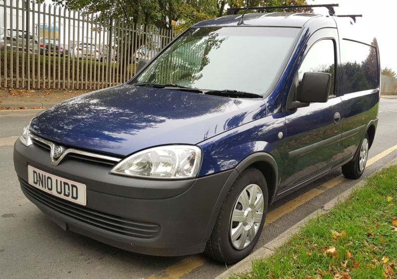 VAUXHALL COMBO SMALL CHEAP BLUE DIESEL VAN 1.3CDTi 16v 1700 NO VAT 2010 ...