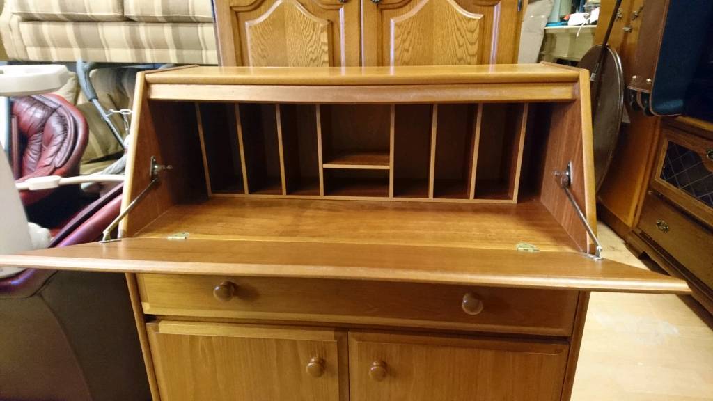 Writing beuro | in Washington, Tyne and Wear | Gumtree