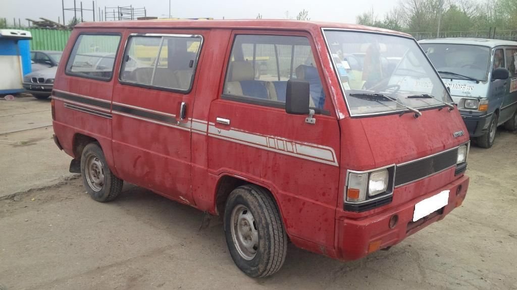 Left hand drive Mitsubishi L300 mini bus. Double sliding door. | in ...