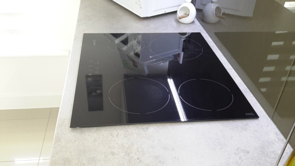 Indesit ceran hob VRB 640 | in Nottingham, Nottinghamshire | Gumtree