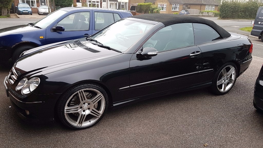 Mercedes CLK 350 AMG Sport Black convertible Fully Loaded. MOT till ...