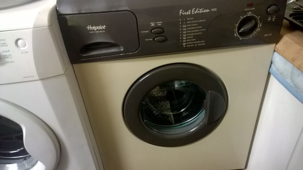 Hotpoint Brown and Cream Washing Machine for sale | in Rutherglen ...