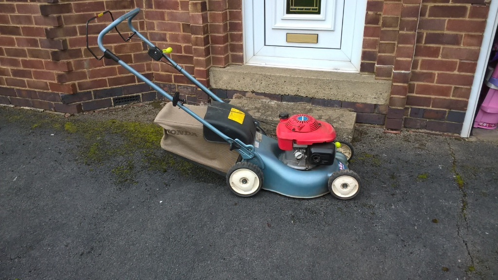 Honda Izzy mower | in Belper, Derbyshire | Gumtree Honda Izzy mower | in Belper, Derbyshire | Gumtree