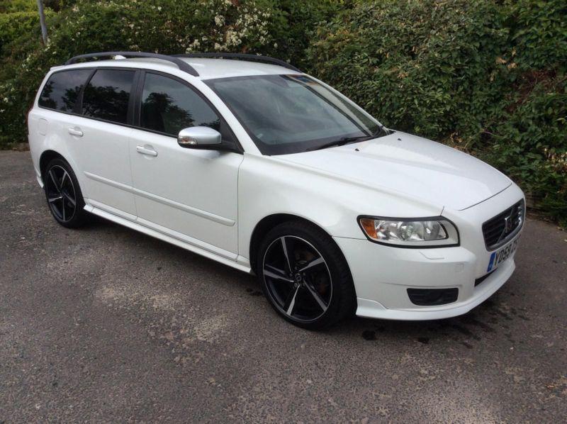 VOLVO V50 R DESIGN IN FROST WHITE | in Castleford, West Yorkshire | Gumtree