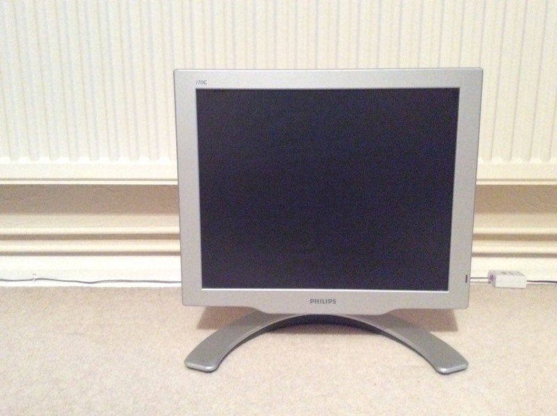 Monitor LCD Philips 170C - 17" | in Worthing, West Sussex | Gumtree