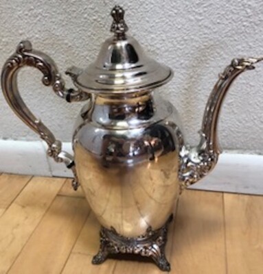 Tea/Coffee Pots & Sets - Oneida Silver Plated Tea