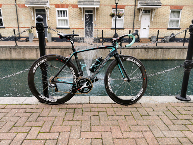 Evans Cycles Bianchi 2024 www.barrett homes