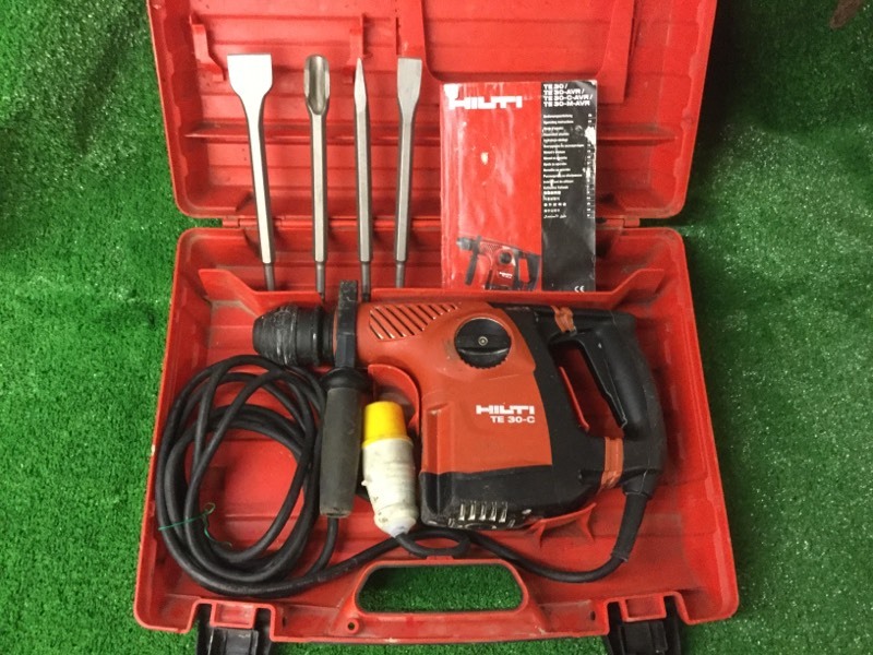 Hilti TE 30 AVR Combi Hammer Drill / Light Breaker 110v | in Eaglesham, Glasgow | Gumtree