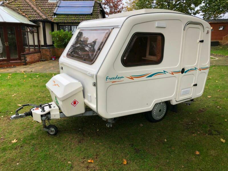 Freedom Microlite Discovery Pop Up Caravan In Warfield Berkshire 