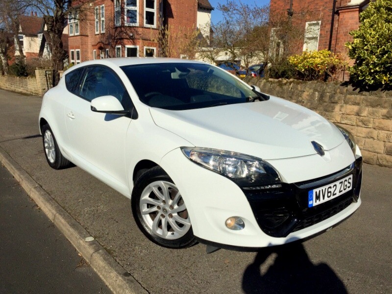**VERY LOW MILEAGE** 2012 RENAULT MEGANE DYNAMIQUE TOMTOM 1.5 DCI COUPE ...