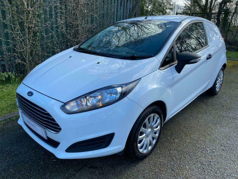 2015 65 REG Ford Fiesta BASE TDCI WHITE VAN E/W 1 OWNER | in Chertsey ... 2015 65 REG Ford Fiesta BASE TDCI WHITE VAN E/W 1 OWNER | in Chertsey ...