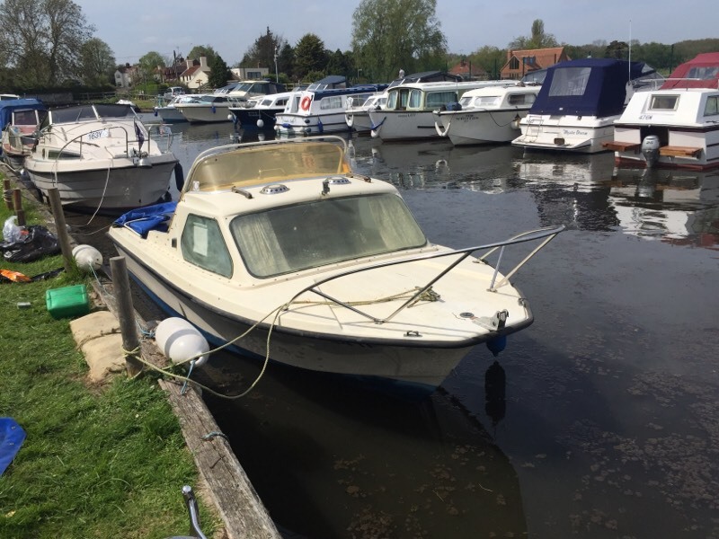 Selco 18 ft day boat with petrol inboard 115 hp volvo engine | in ...