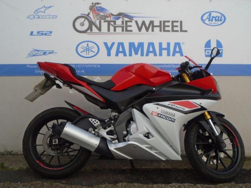 Yamaha Yzf R125 Red