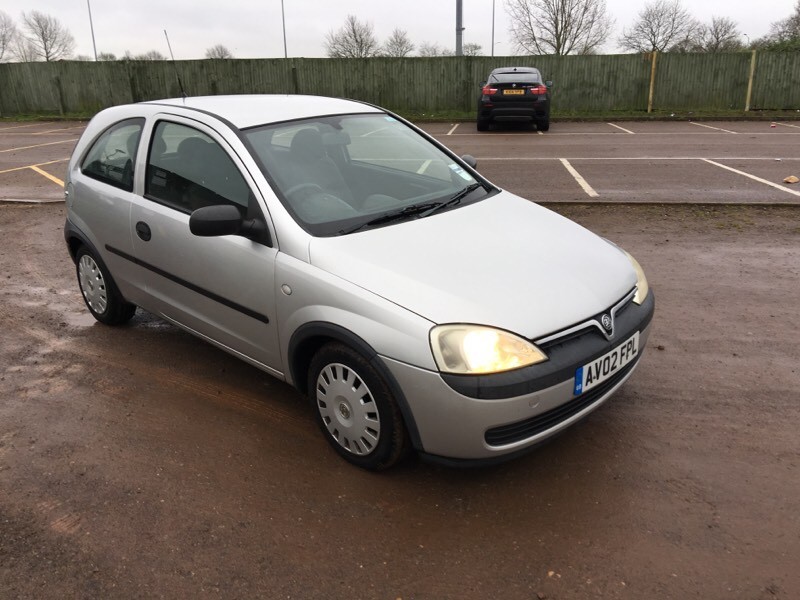 2 Door Silver Vauxhall Corsa 2002 112K MOT | in Walnut Tree ...