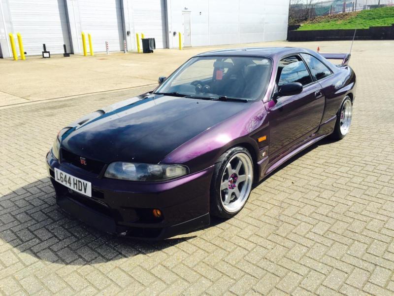 Nissan Skyline R33 Body