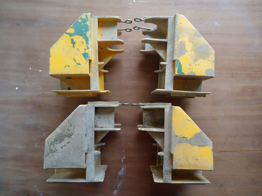 4 Boss Youngman toeboard clips holders for scaffold tower - £5 EACH ...