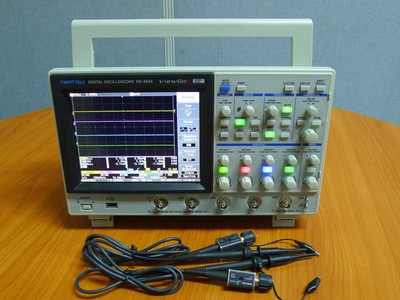 Oscilloscopes - Iwatsu Oscilloscope