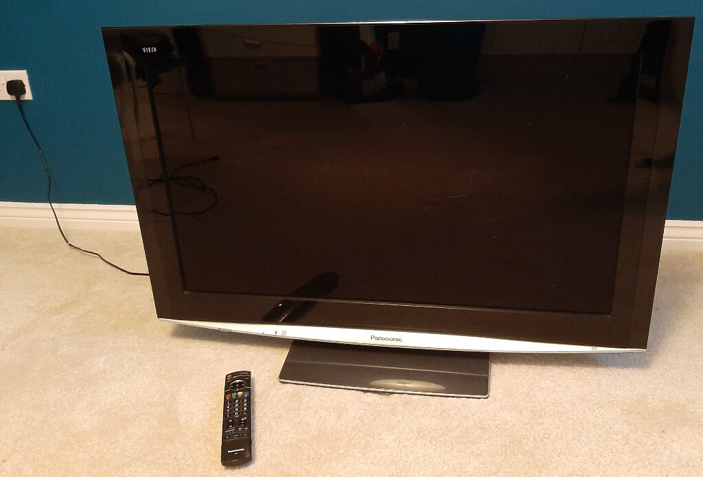 Panasonic 37-inch LCD Full HD TV | in St Mellons, Cardiff | Gumtree
