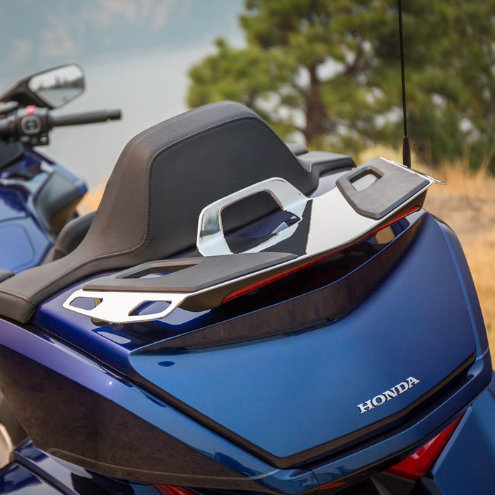 2018-2019 HONDA GOLDWING TOUR CHROME REAR TRUNK RACK - 08L70-MKC-A00 | eBay