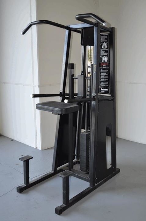 Gravitron 2000 AT gym machine for chin & pull up weight assisted | in ...
