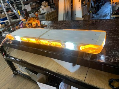 Strobe & Beacon Lights - Whelen Light Bar