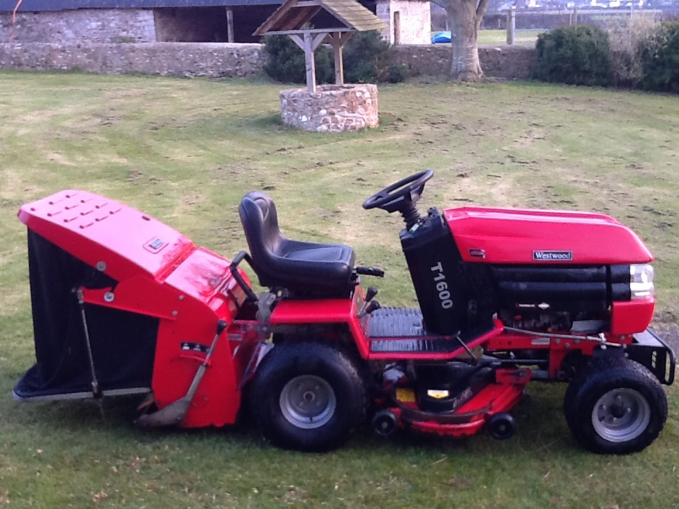 Westwood T1600 rare 4 wheel drive ride on lawn mower | in Axminster ...