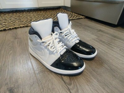 Tour Michael Jordan's Highland Park Mansion - Air Jordans, Release ...