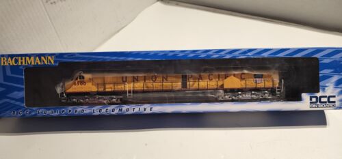 Bachmann HO Scale 62105 EMD DD40AX Diesel Locomotive Union Bachmann HO Scale 62105 EMD DD40AX Diesel Locomotive Union
