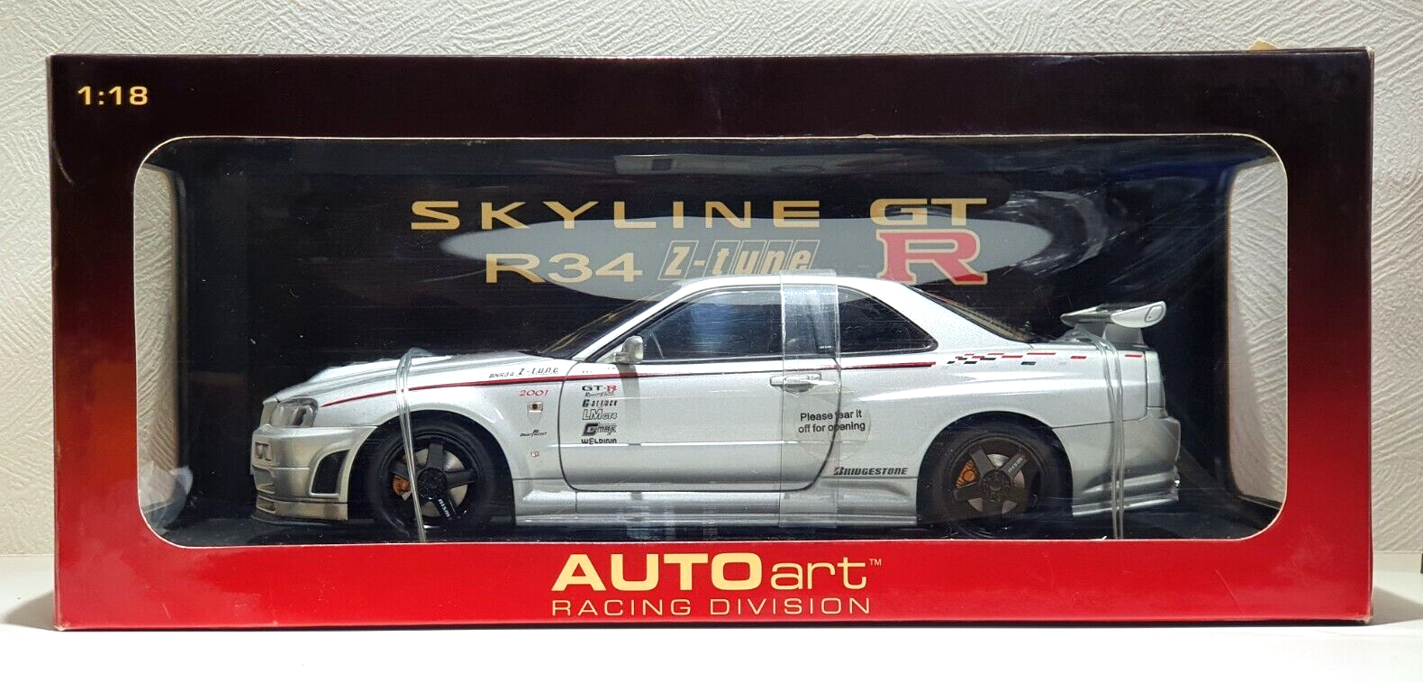 1/18 AUTOart NISMO Z-TUNE Nissan SKYLINE GT-R R34 Z2 SILVER 1/18 AUTOart NISMO Z-TUNE Nissan SKYLINE GT-R R34 Z2 SILVER