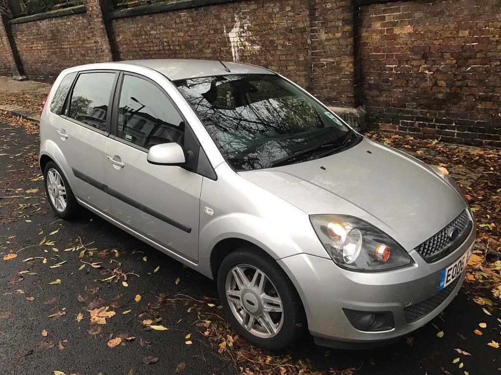 Ford Fiesta 06 ghia 1.4 2006 mk6 low mileage silver | in Peckham ...