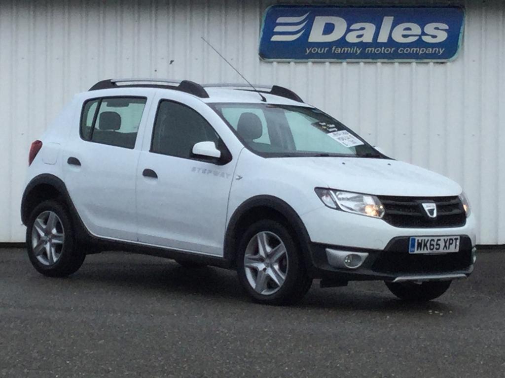 Dacia Sandero Stepway 1.5 dCi Ambiance 5dr (glacier white 369) 2015 ...