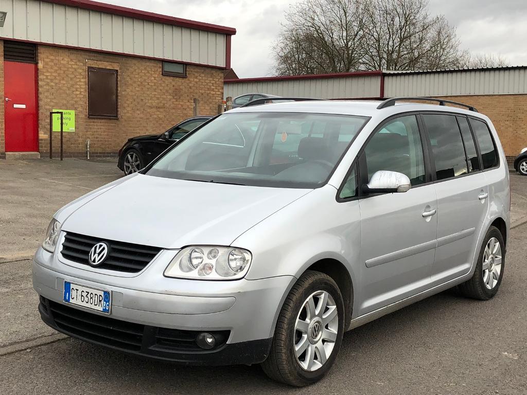 LHD 2004 Volkswagen Touran 2.0 TDi Automatic 7 seater left hand drive ...