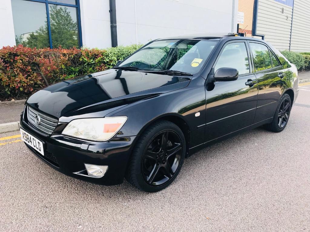 2000/X LEXUS IS200 - AUTO - BLACK - SERVICE HISTORY | in Watford ...
