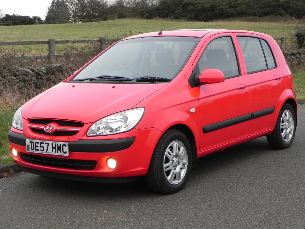 2007 HYUNDAI GETZ 1.4 CDX 5 DOOR - BRIGHT RED - MOT OCTOBER - LOVELY ...