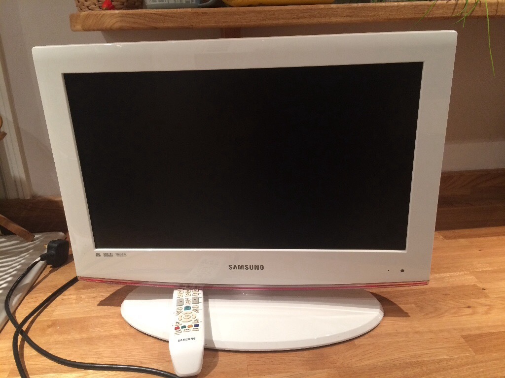 Samsung 22 inch white tv | in Cambridge, Cambridgeshire | Gumtree